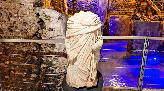 Vicus Caprarius: El lado B de la Fontana di Trevi